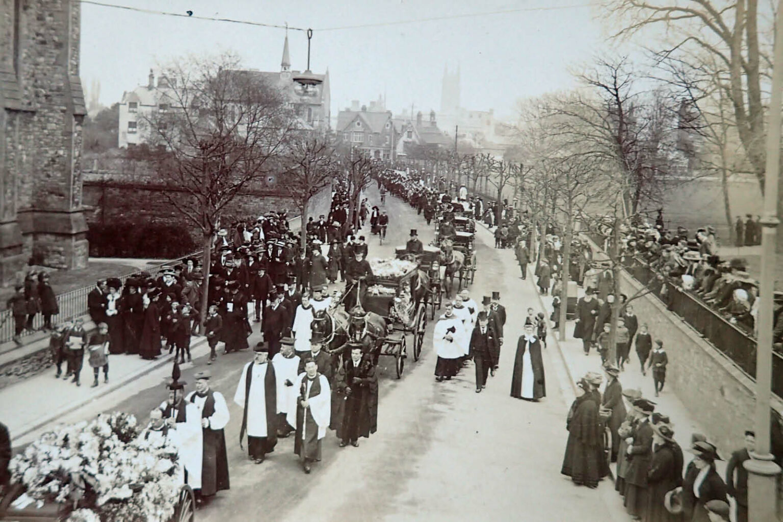 Funeral of Rev Askwith 1911 - Word Gets Around